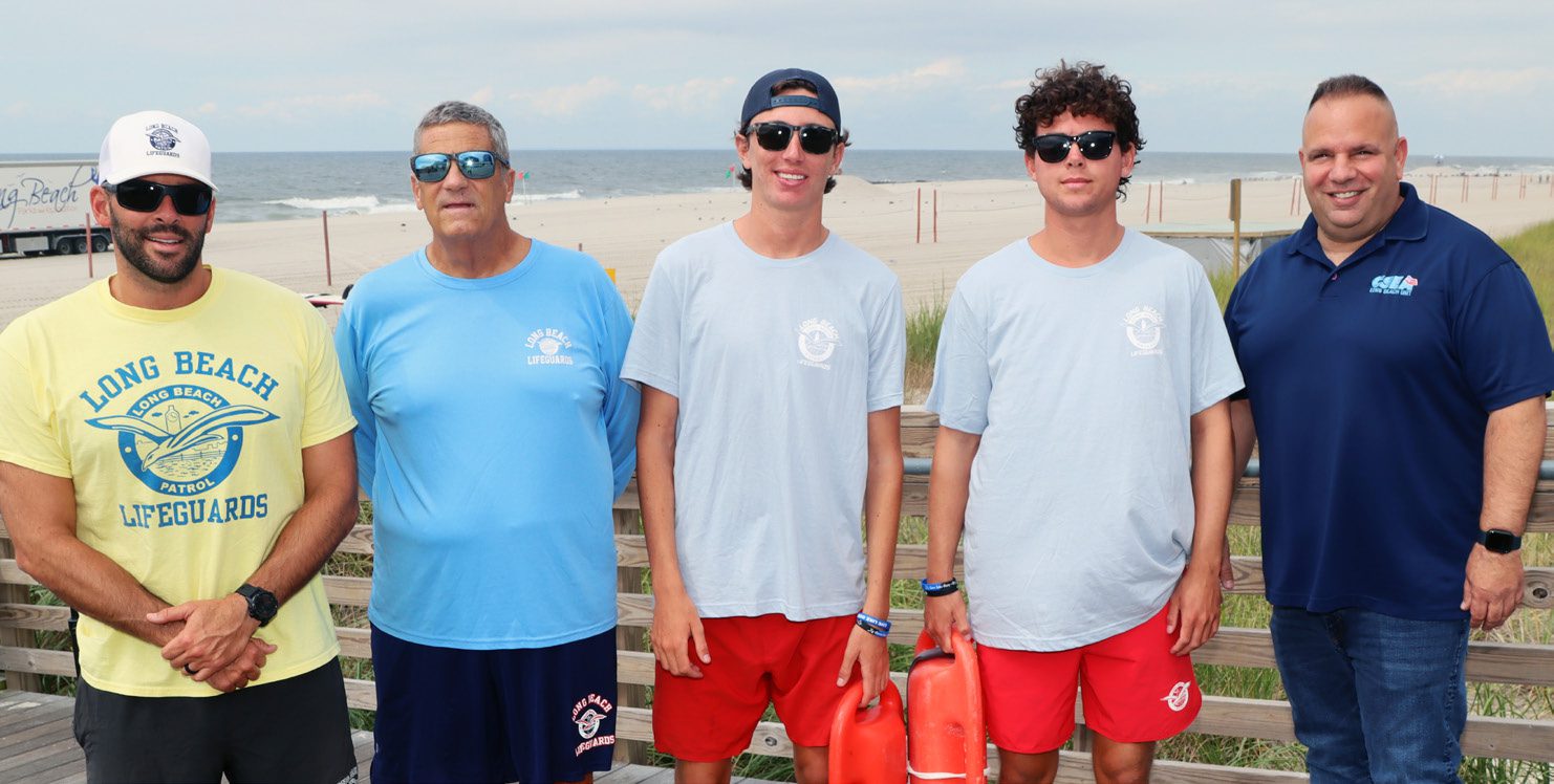 Lifeguards help keep beaches safe - CSEA NY